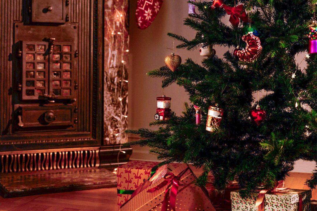 20 Christmas Baubles to Make Your Tree Sparkle – Flying Tiger Copenhagen