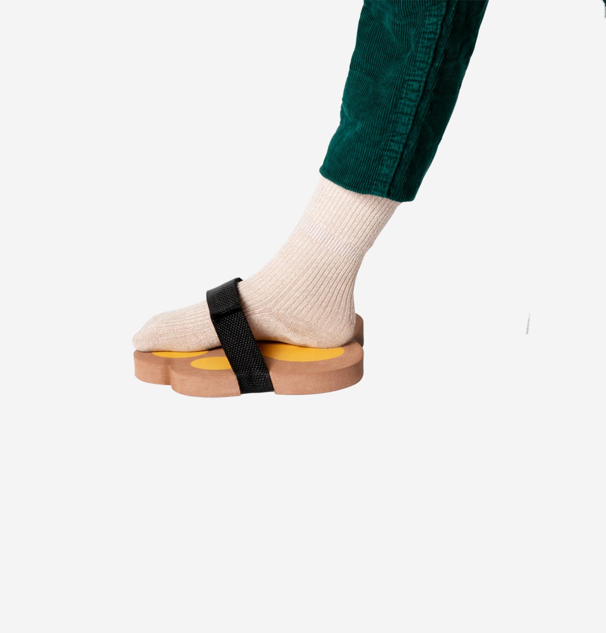 Walking plates | Flying Tiger Copenhagen